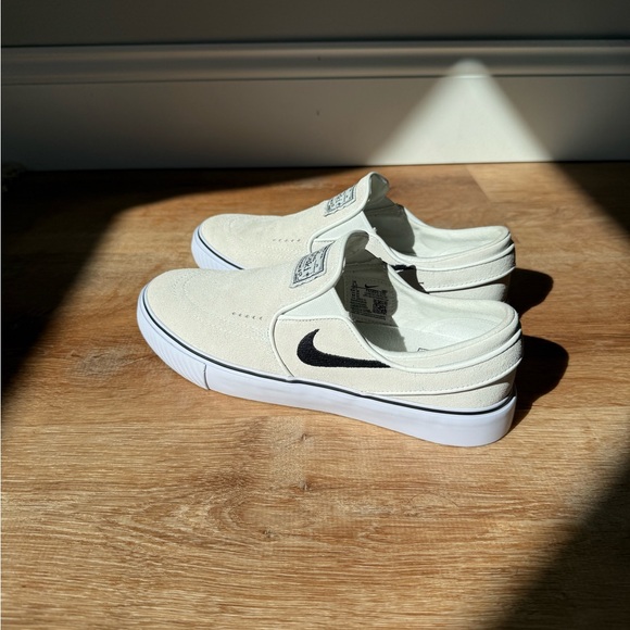 Nike | Shoes | Nike Mens Cream Color Janoski Slipon Shoes | Poshmark